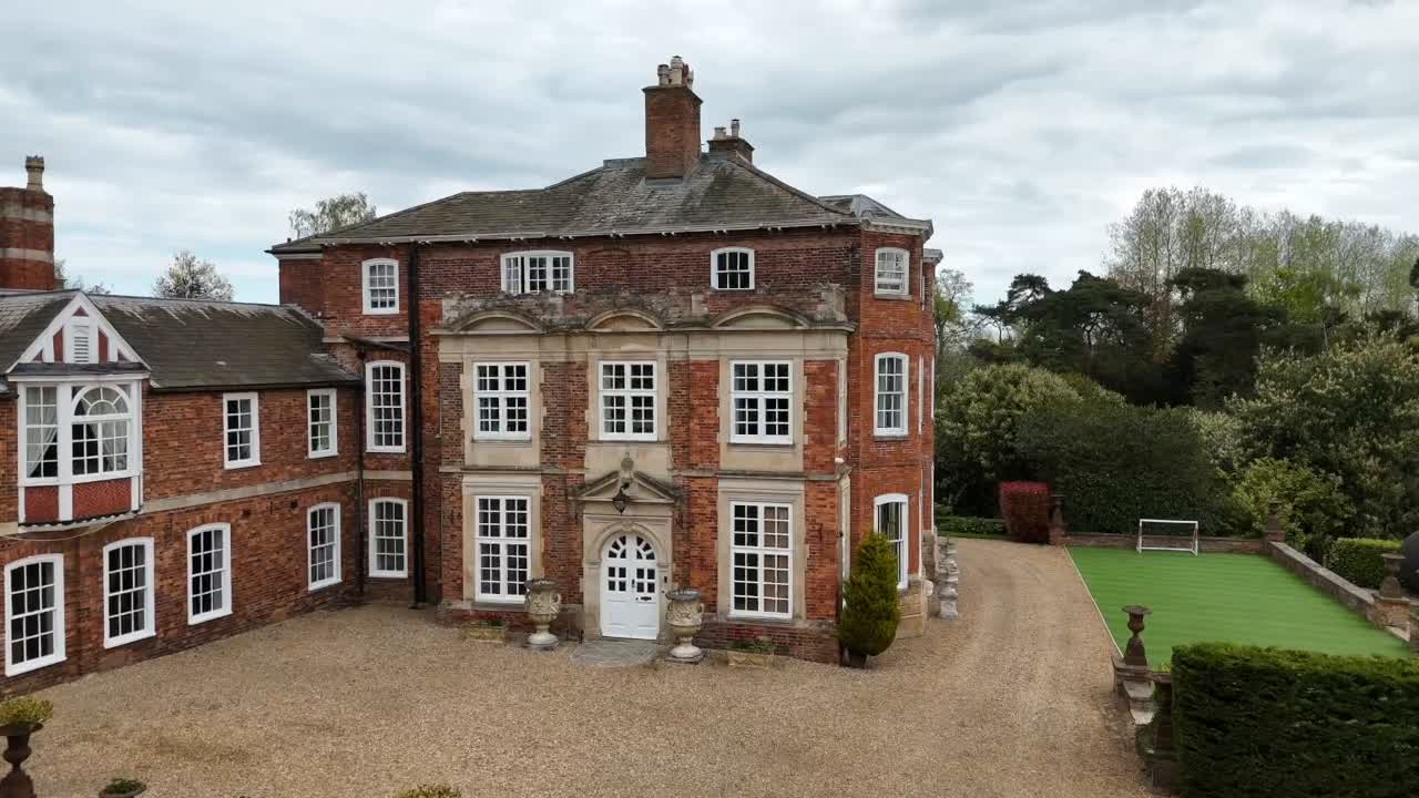 Raithby Hall